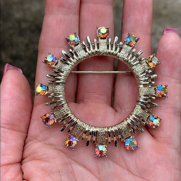 Coro | Jewelry | Vintage Coro Circle Rhinestone Brooch | Poshmark
